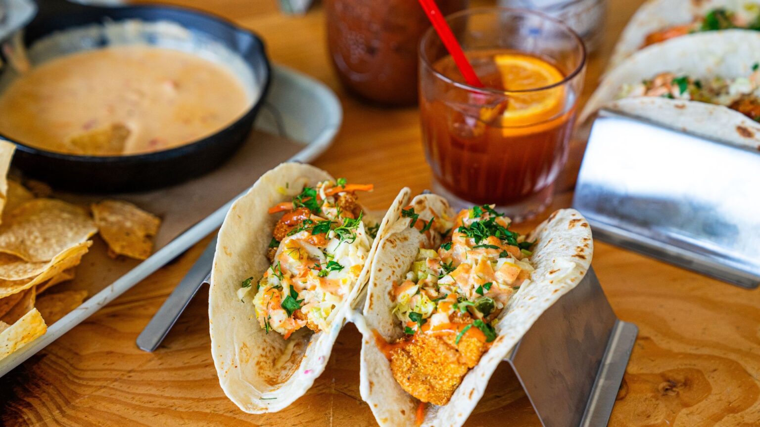 How to Happy Hour in St Louis: Delightful Dish and Drink Specials