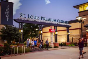 Shop an Outlet Mall St Louis St. Louis Premium Outlets